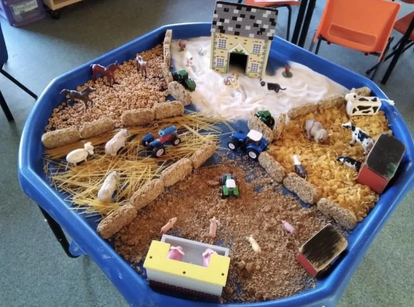 Why choose us? — Debenham Roundabout Pre-school