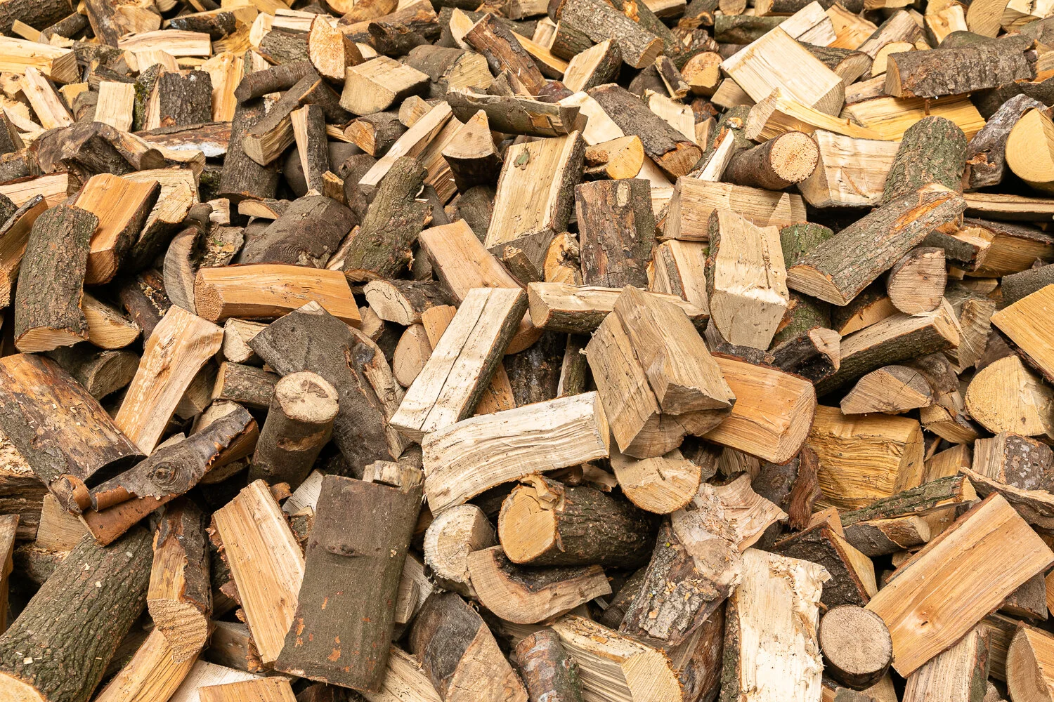 Order Logs - Local Kiln or Air Dried Firewood Logs - East Grinstead Sussex