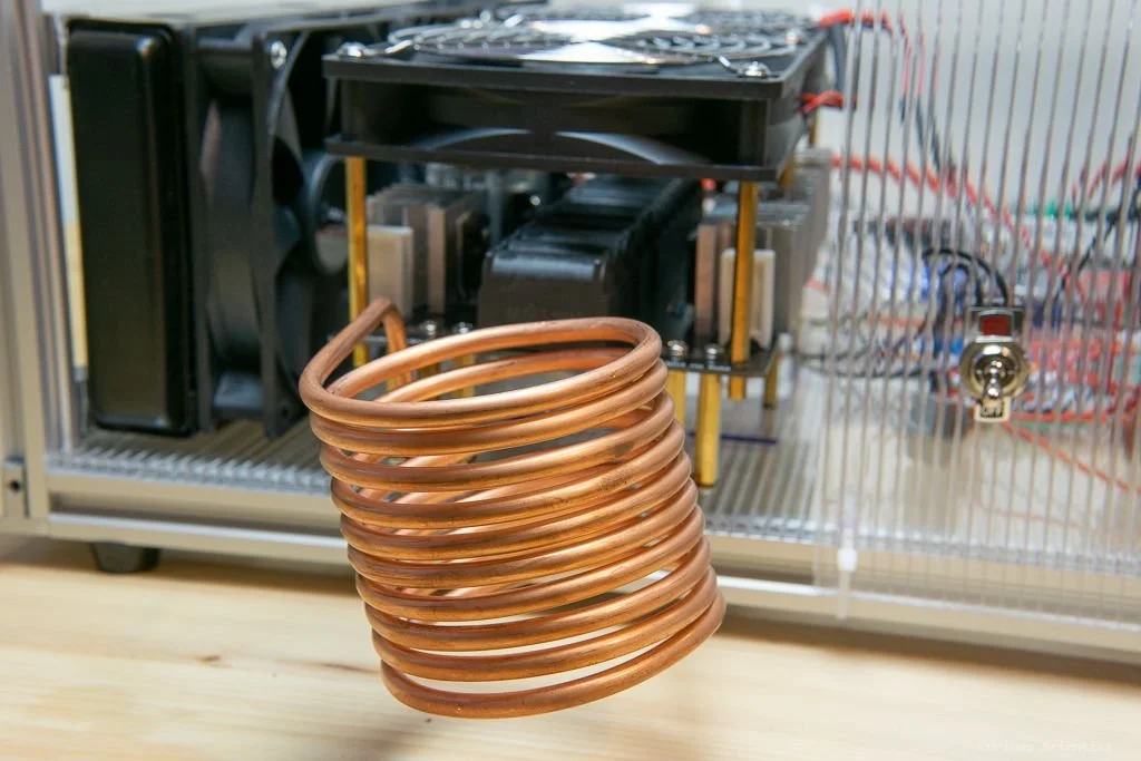 2500 W Induction melting system — Curious Scientist