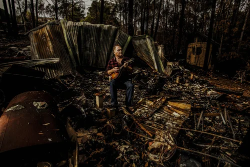 Out Of The Ashes — Oculi