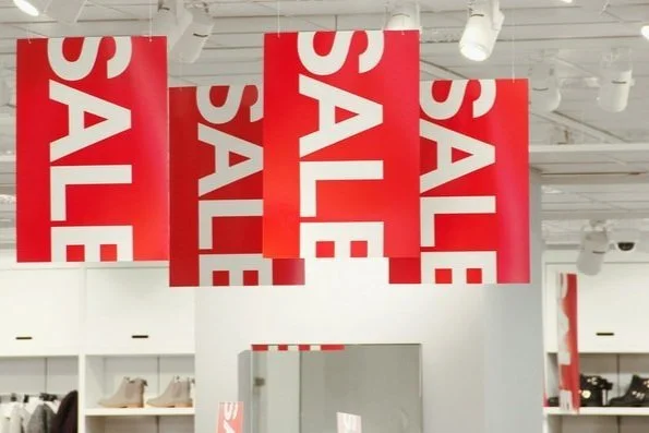 The Psychology of Colour: How It Influences Consumer Behavior in Retail ...
