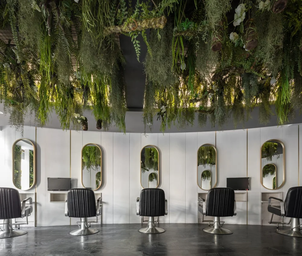 10 stunning beauty salon interior designs that will WOW your clients ...