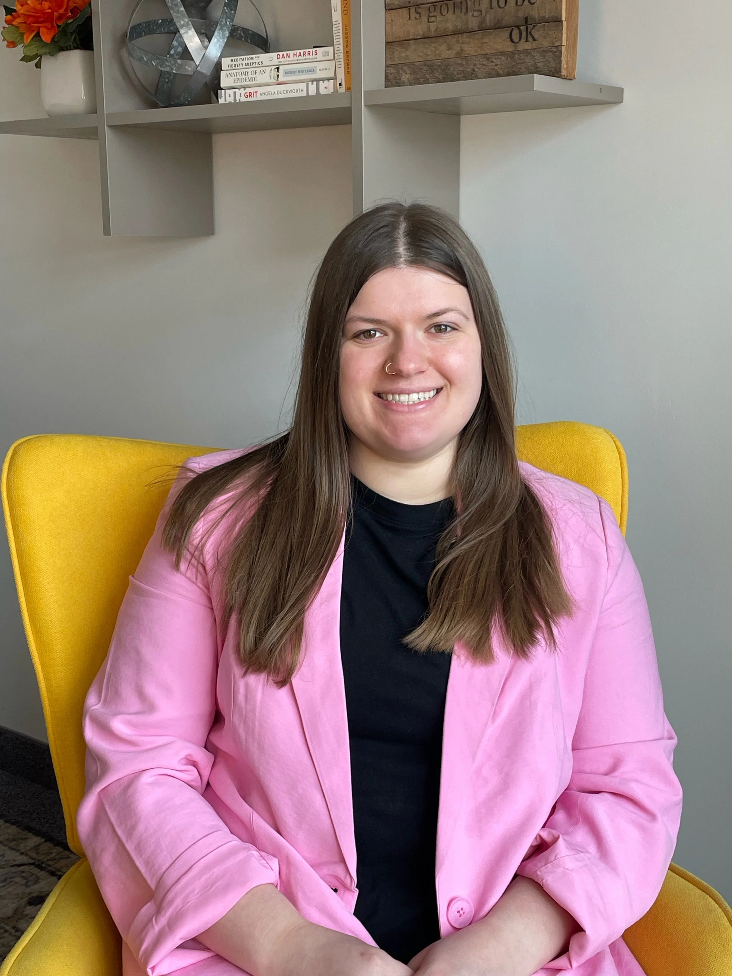 Erin Mackey Headshot