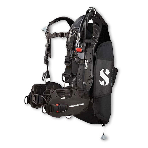Best Dive BCDs for 2025 🏆 [Marine Biologist Reviewed]