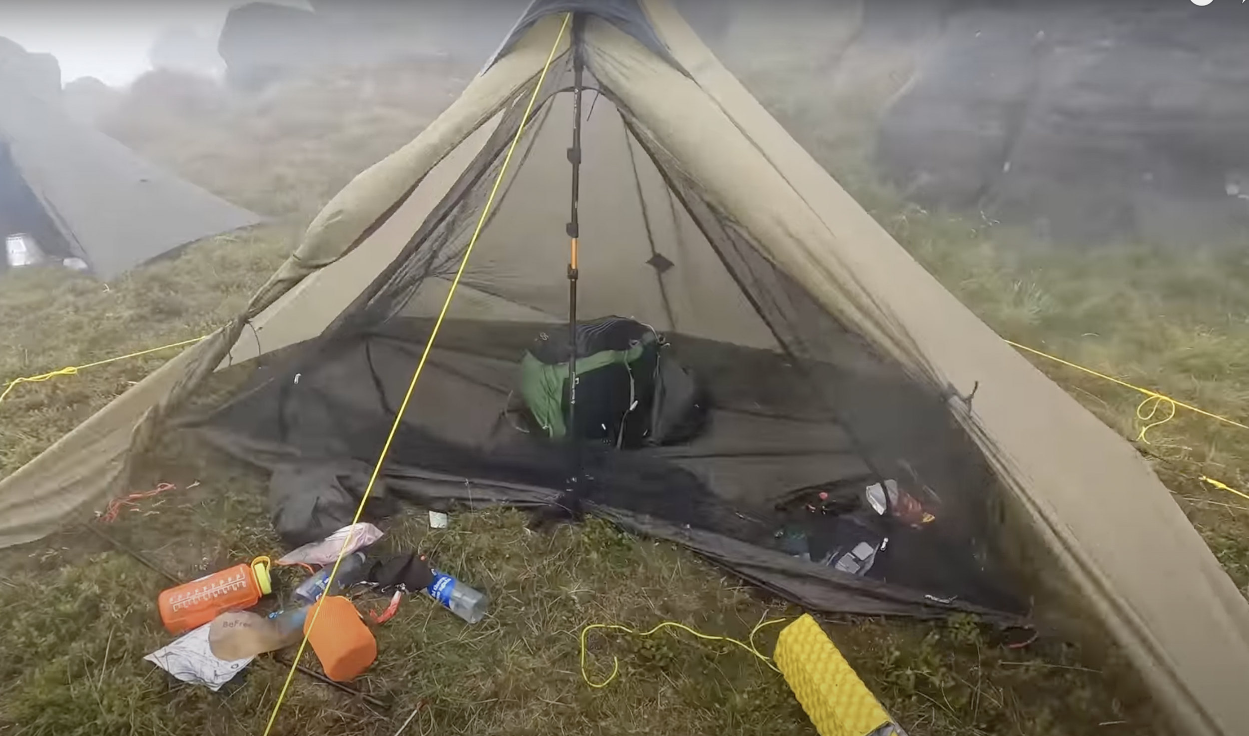 Duomid tent online