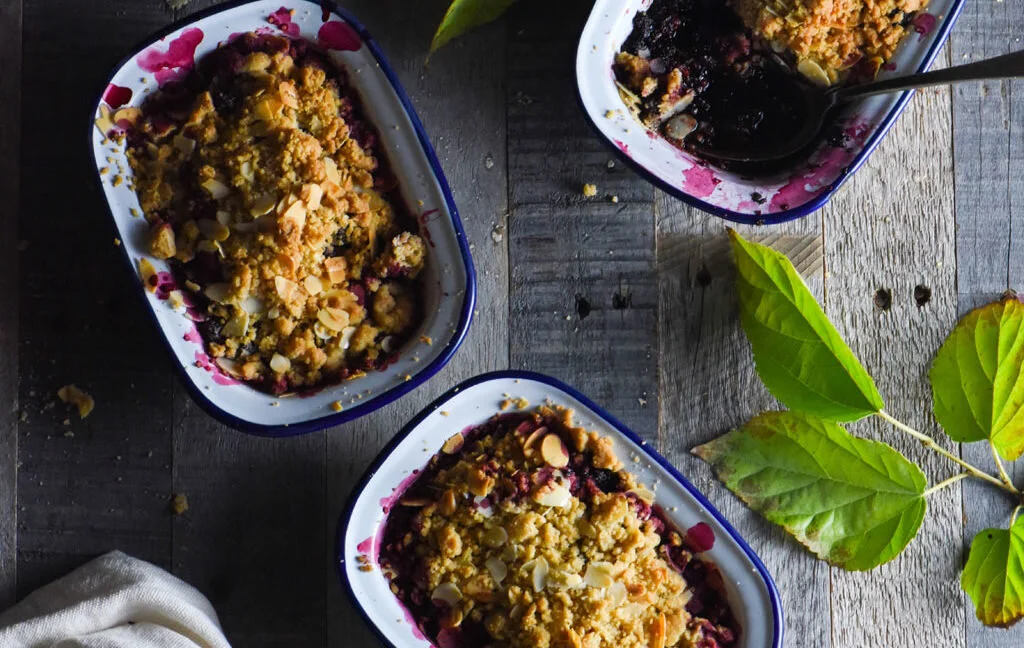 Almond mulberry salted butter crumble — The Cinnaman