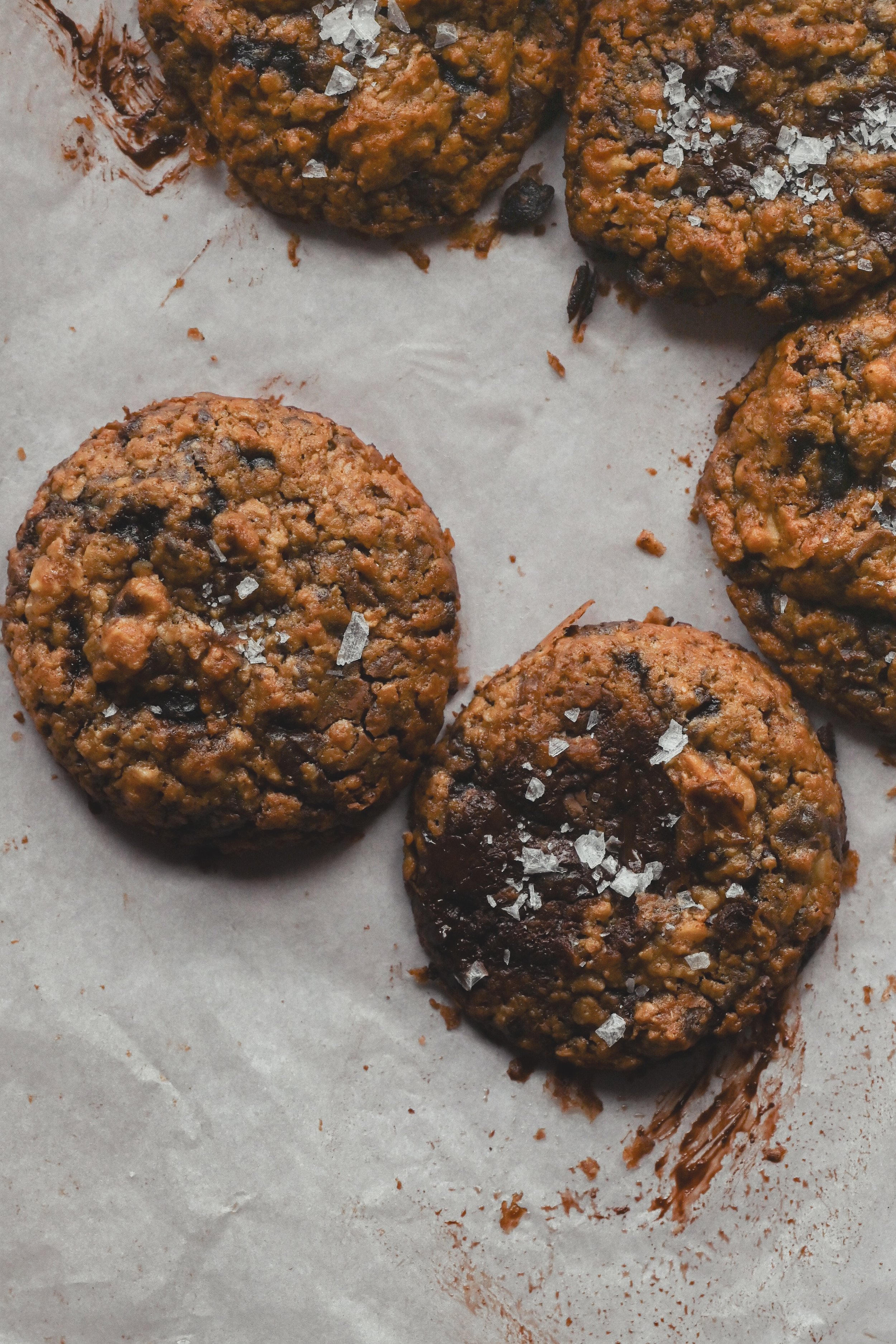 Ratab, dark chocolate & walnuts cookies. — The Cinnaman