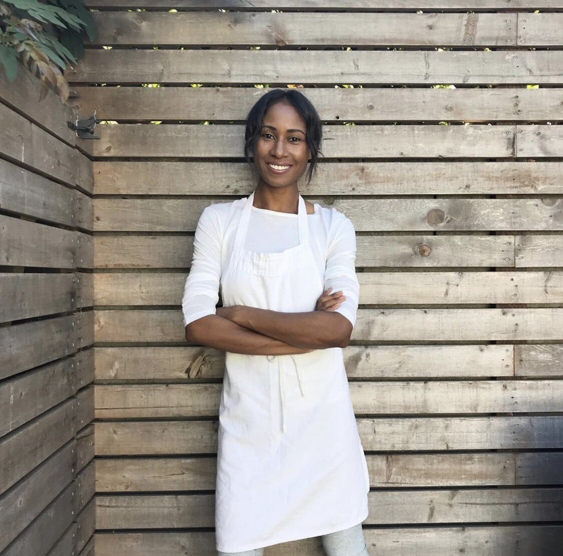 HOW TO TURN YOUR LIFESTYLE INTO A BUSINESS W/ LYNNETTE ASTAIRE OF SUPERFOOD SCHOOL — Travers Johnson