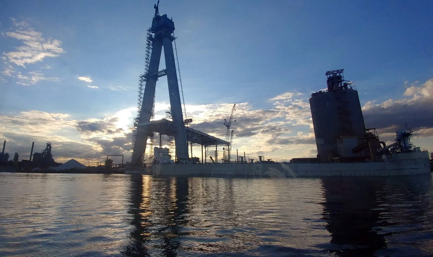 Detroit River Tours — 48222