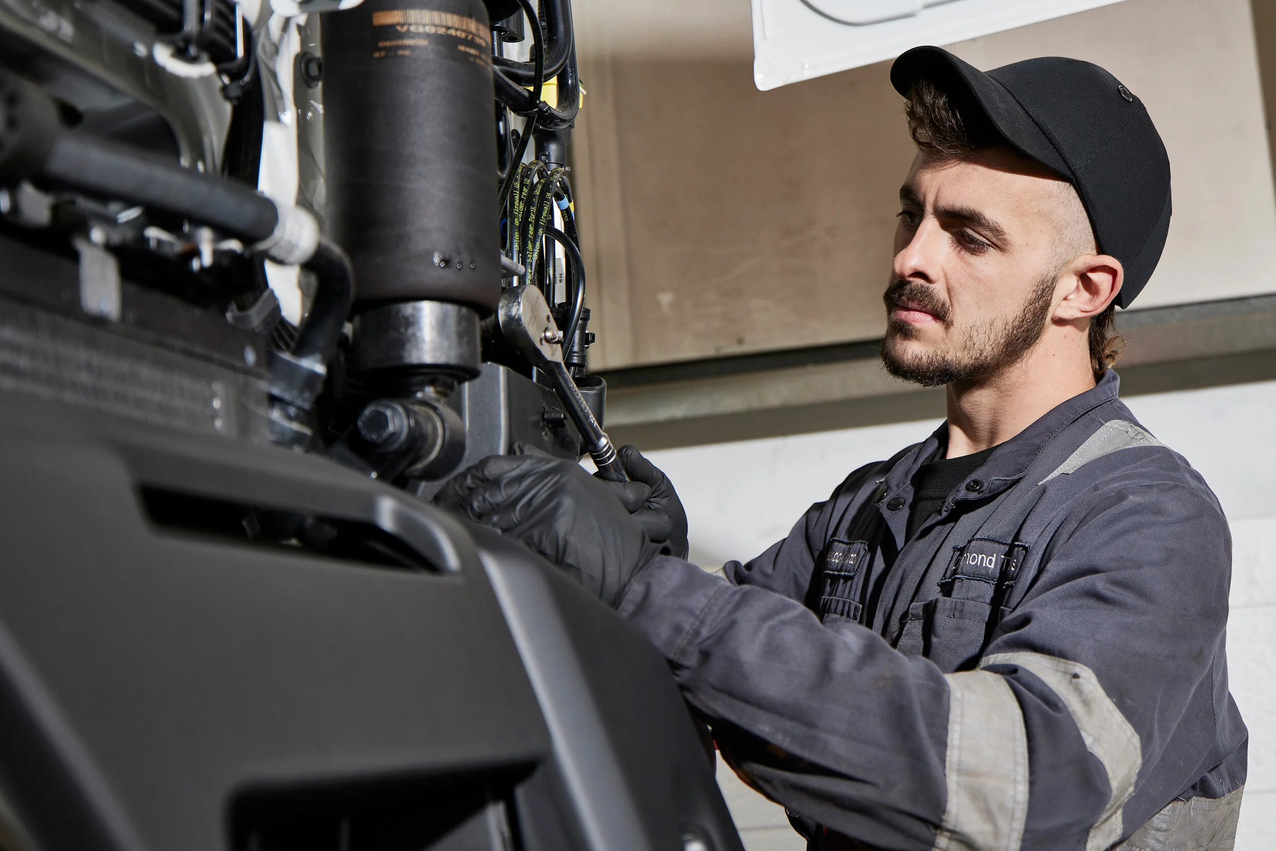 Services — Diamond Trucks