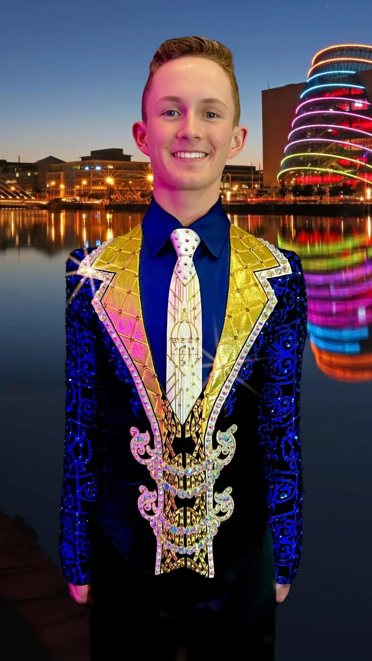 Shine in a Rising Star Design