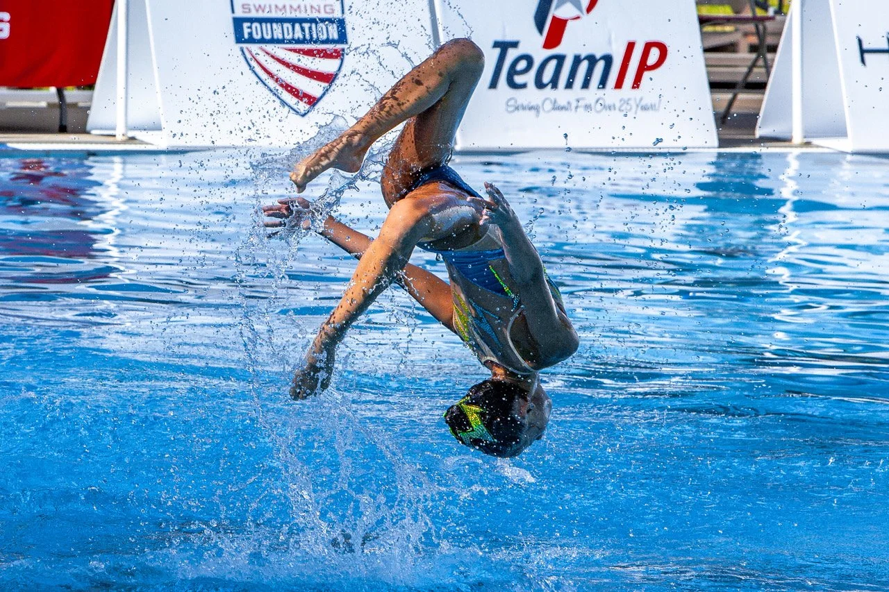 "Confidence, Hard Work, and Big Dreams": Emileen and Juliet Moore ...