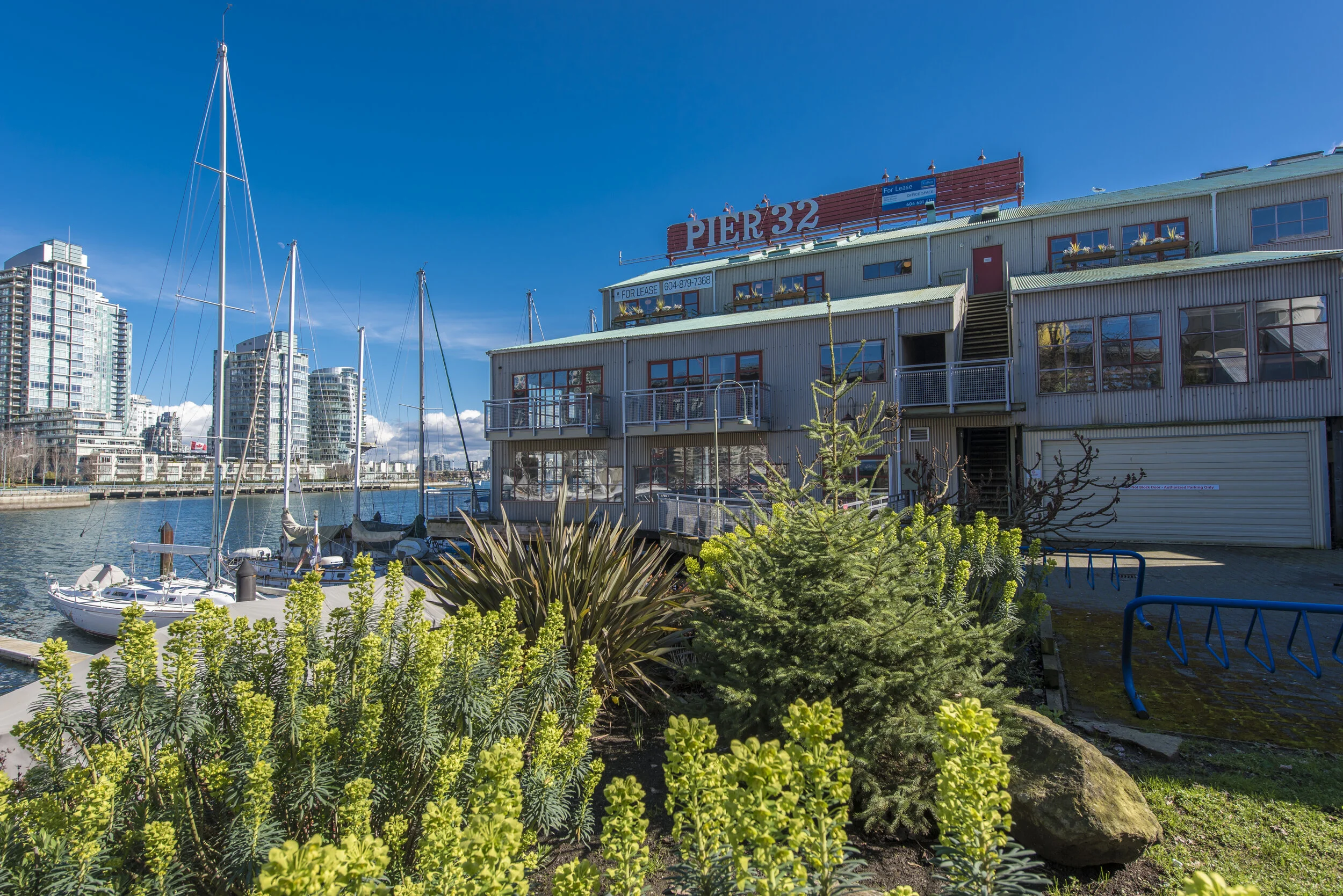 Pier 32 — Devonshire Properties Inc. - Quality Apartment Rentals