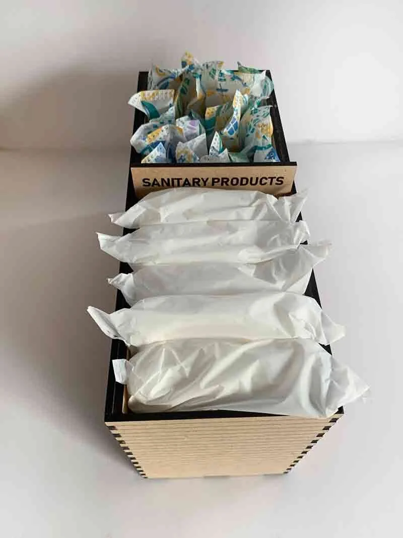 Disinfecting Wet Wipes Cover — CENTRAL