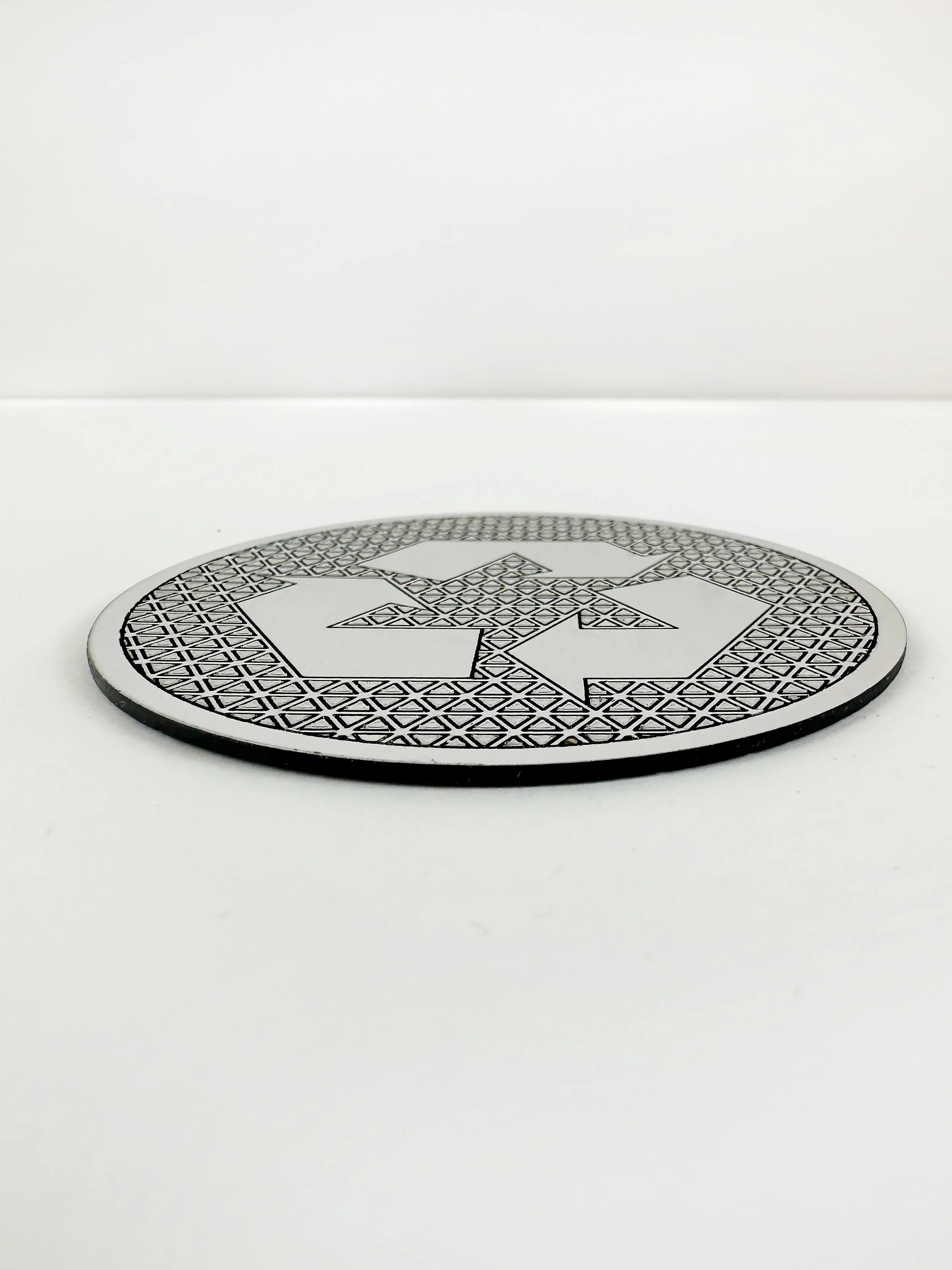 Tri-Grid Metallic Trash and Recycle Labels — CENTRAL