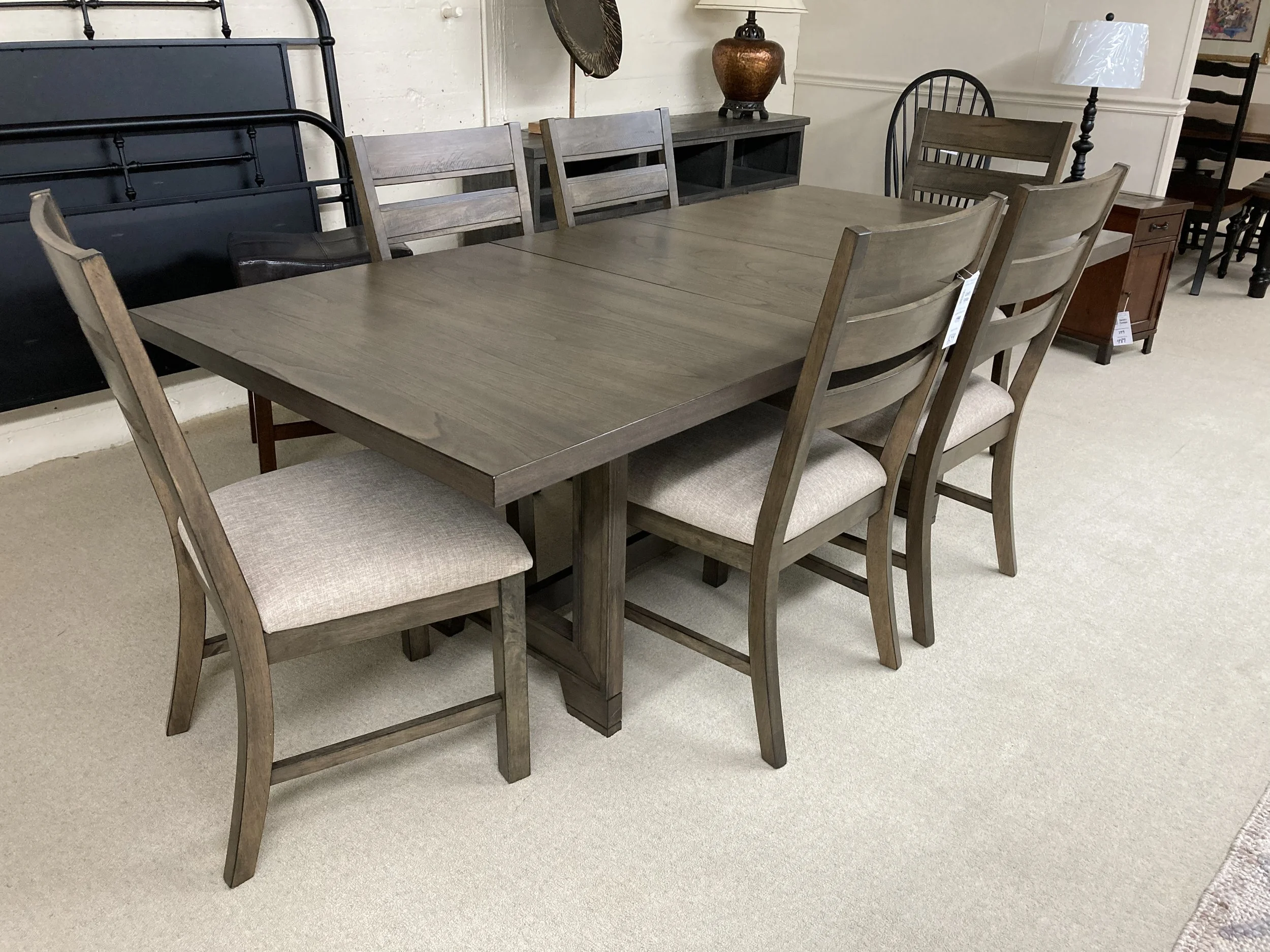 Dining Garrett’s Furniture - Hodgenville Garrett’s Furniture ...