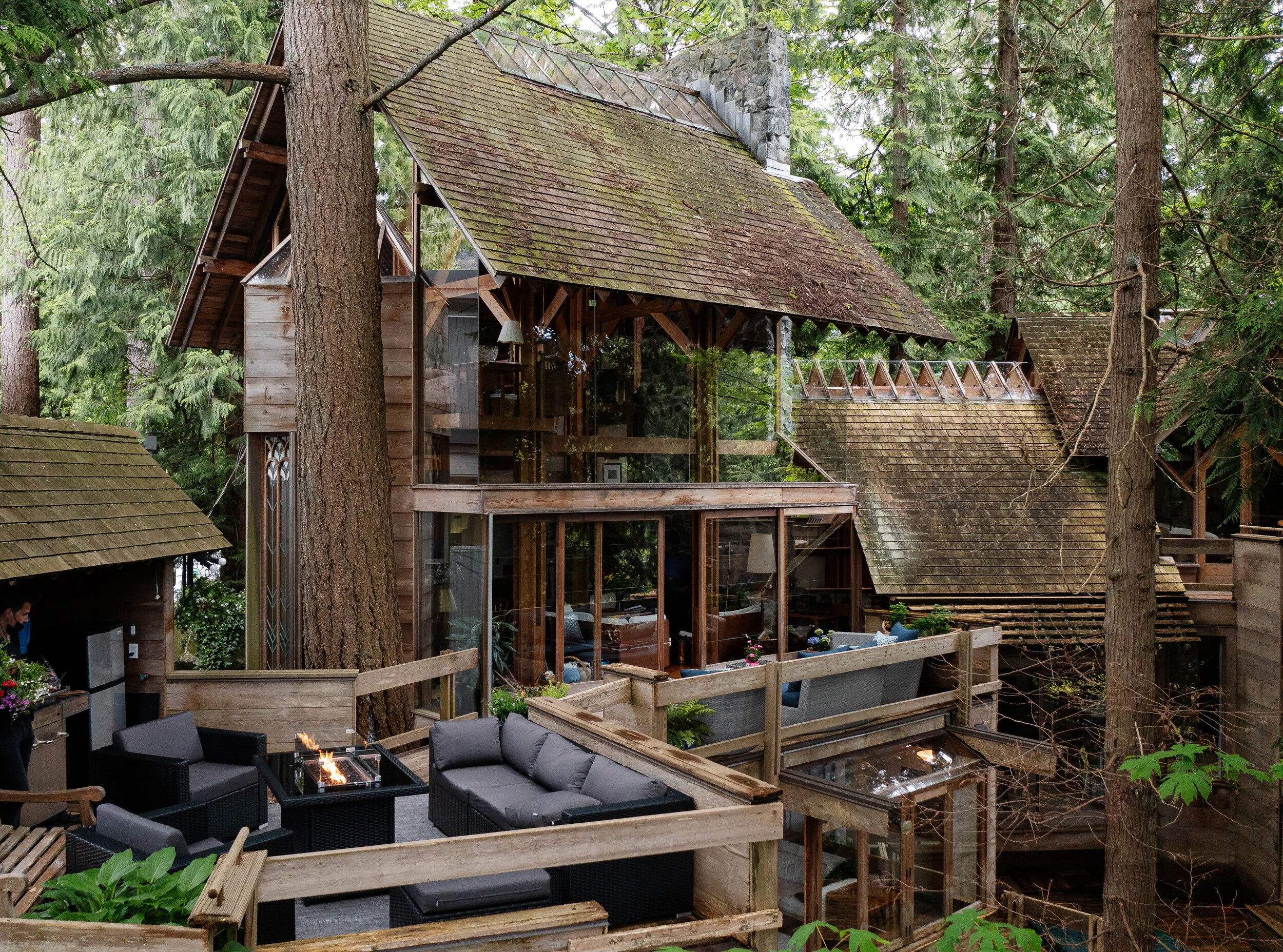 Stir Wine Pairing: virtual West Coast Modern Home Tour is made for ...