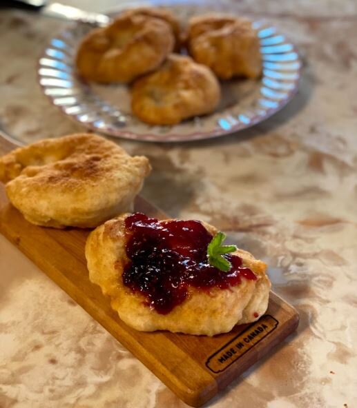 Local Indigenous duo share their culture through bannock — Stir