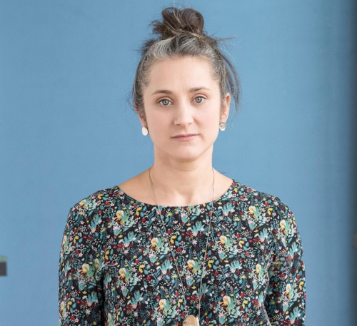 In Red Like Fruit, playwright Hannah Moscovitch grapples with the ...