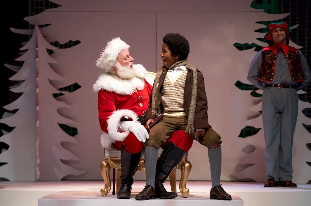 Theatre review: Miracle on 34th Street serves up holiday cheer with a ...