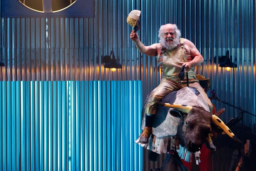 Cirque Alfonse's Animal takes circus back to the farm, complete with ...