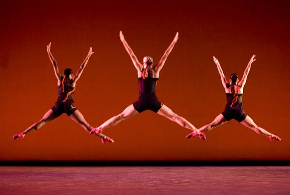 Classes — Stages Dance Company