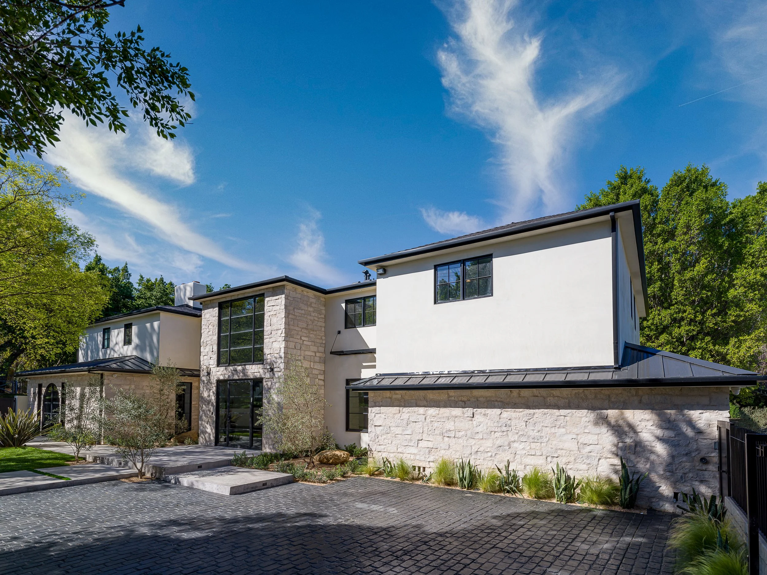 Encino, CA — MDM Builders Group
