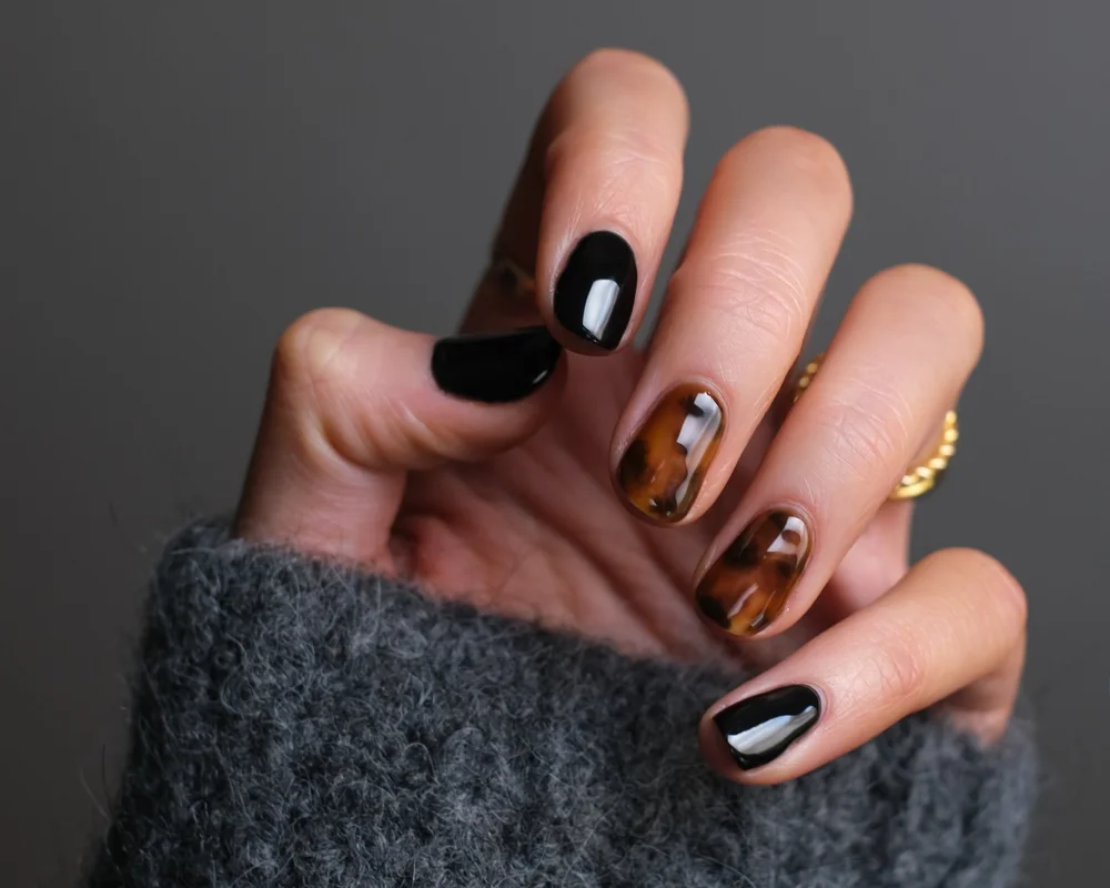 6 Gorgeous Nail Colors You’ll Want To Try For Fall 2022 — wallflower