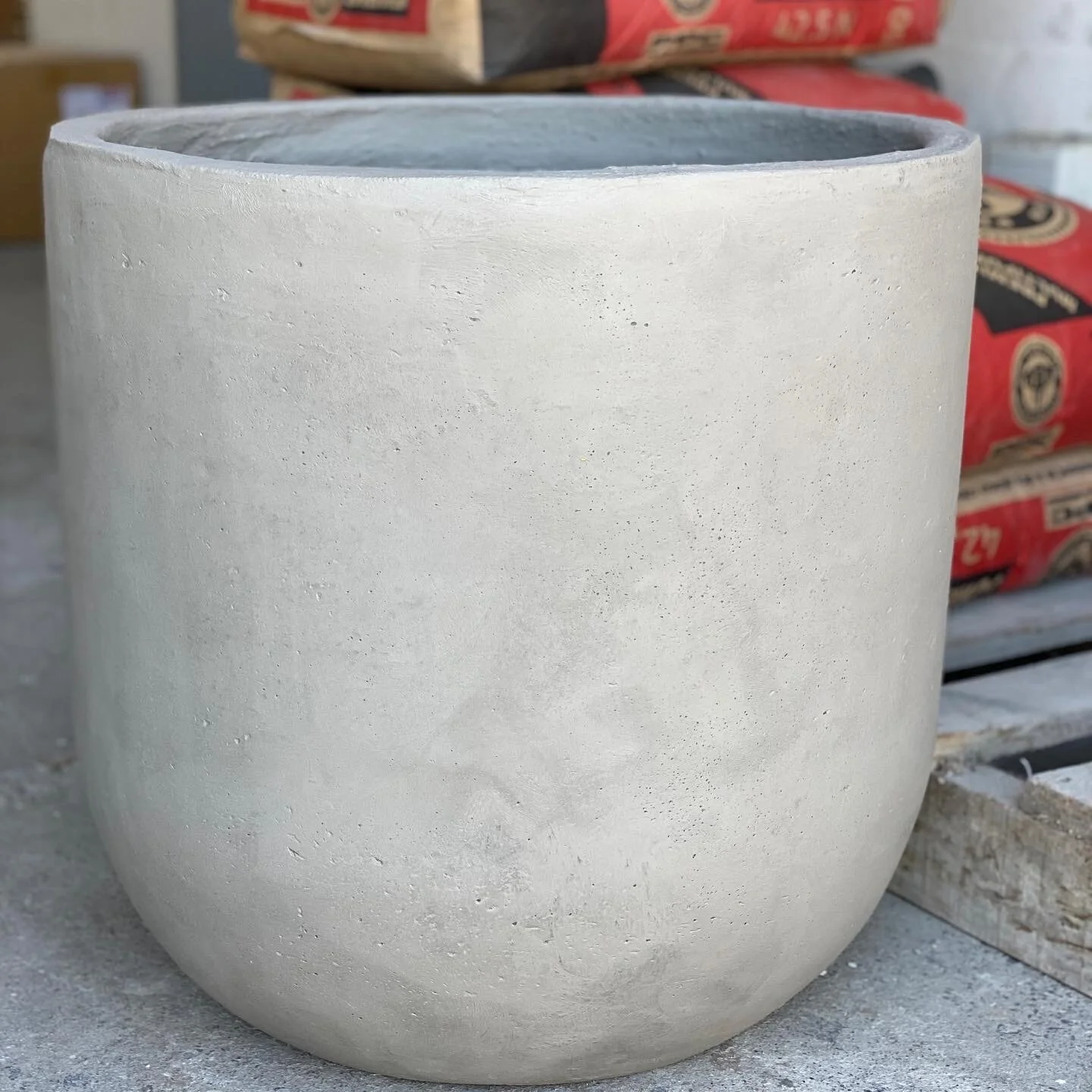 Finishes — Karibu garden pots