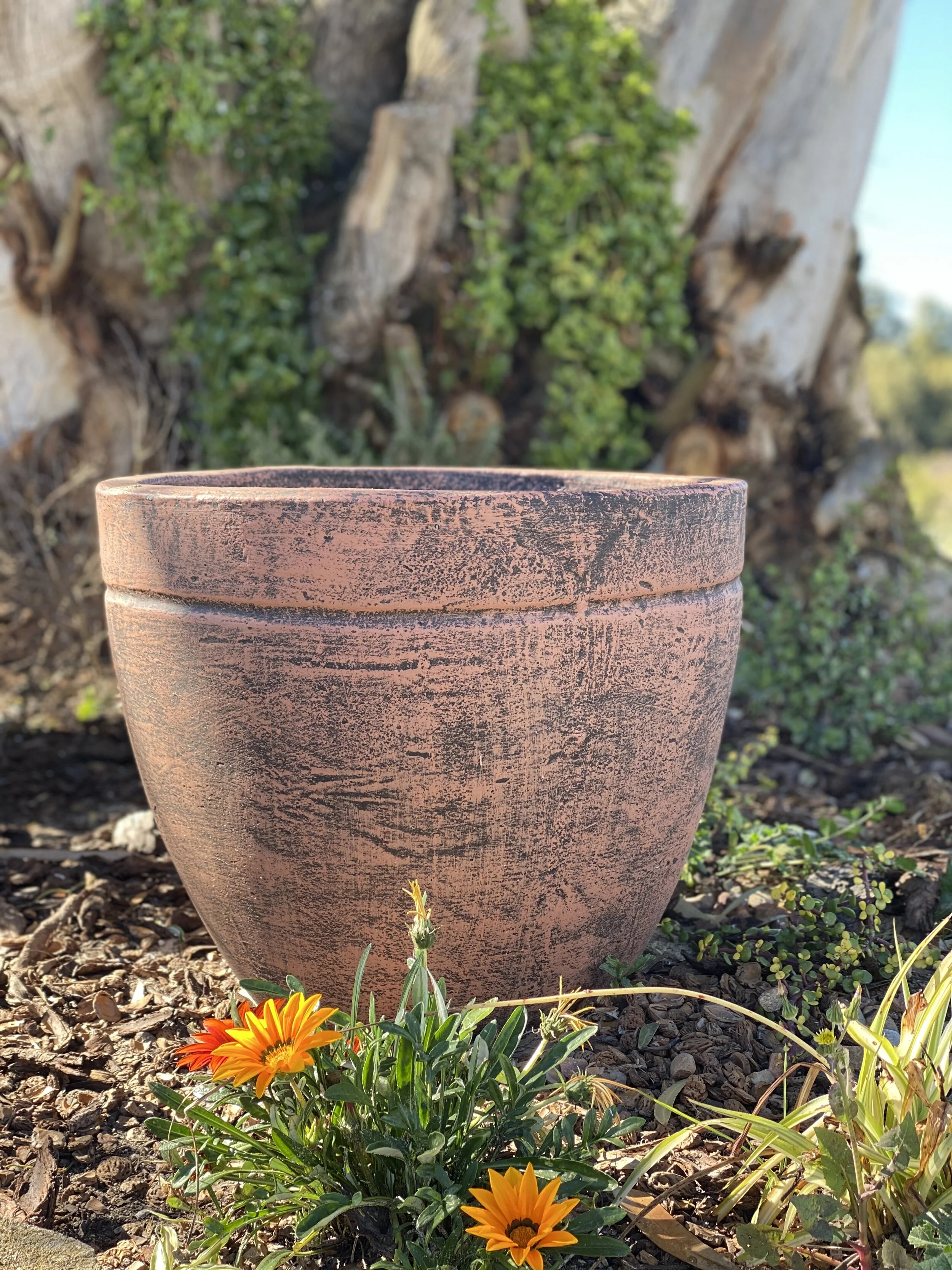 Gallery 2 — Karibu garden pots