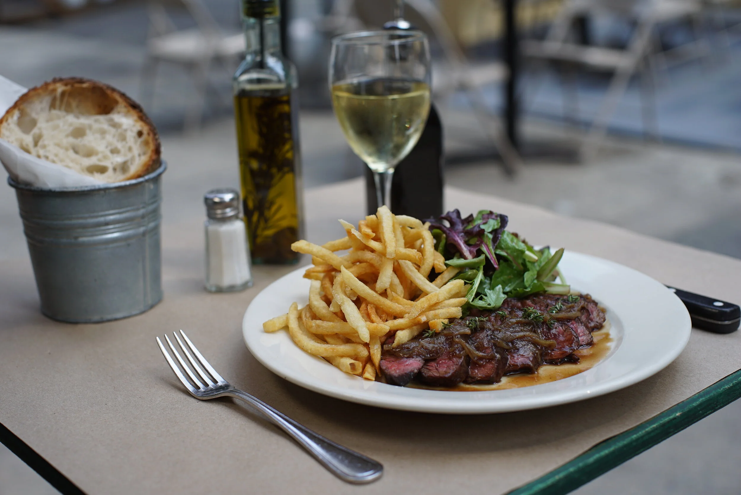 Gallery — Le Parisien Bistrot