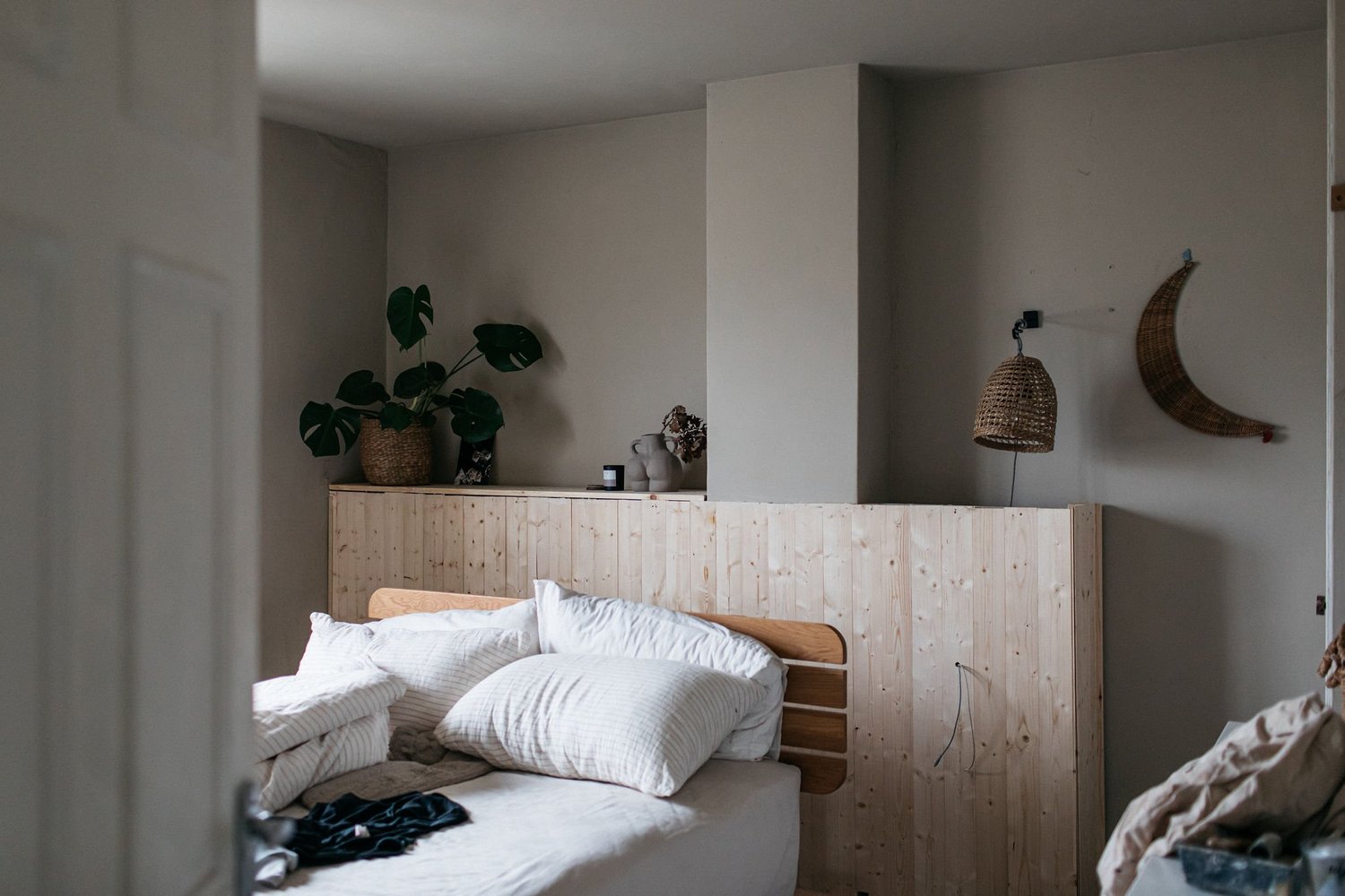 How I created a headboard wall in my bedroom on a budget — THE HUMBLE HOME