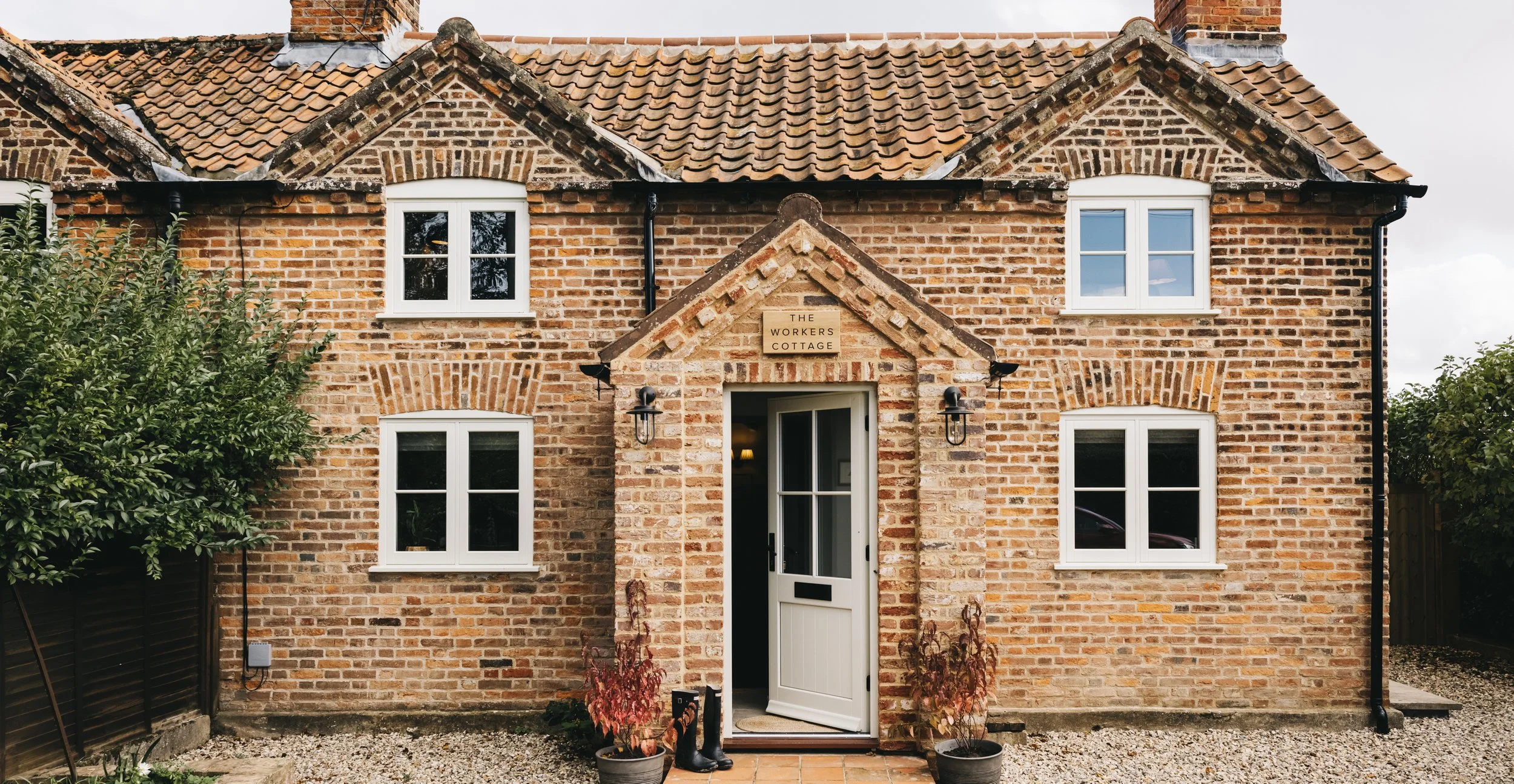 Bespoke and luxurious interior design — The Workers Cottage