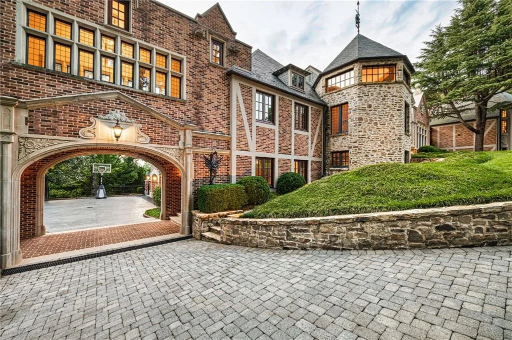 Discover Chestnut Hall: Georgia’s Most Expensive Estate — The Luxe List ...