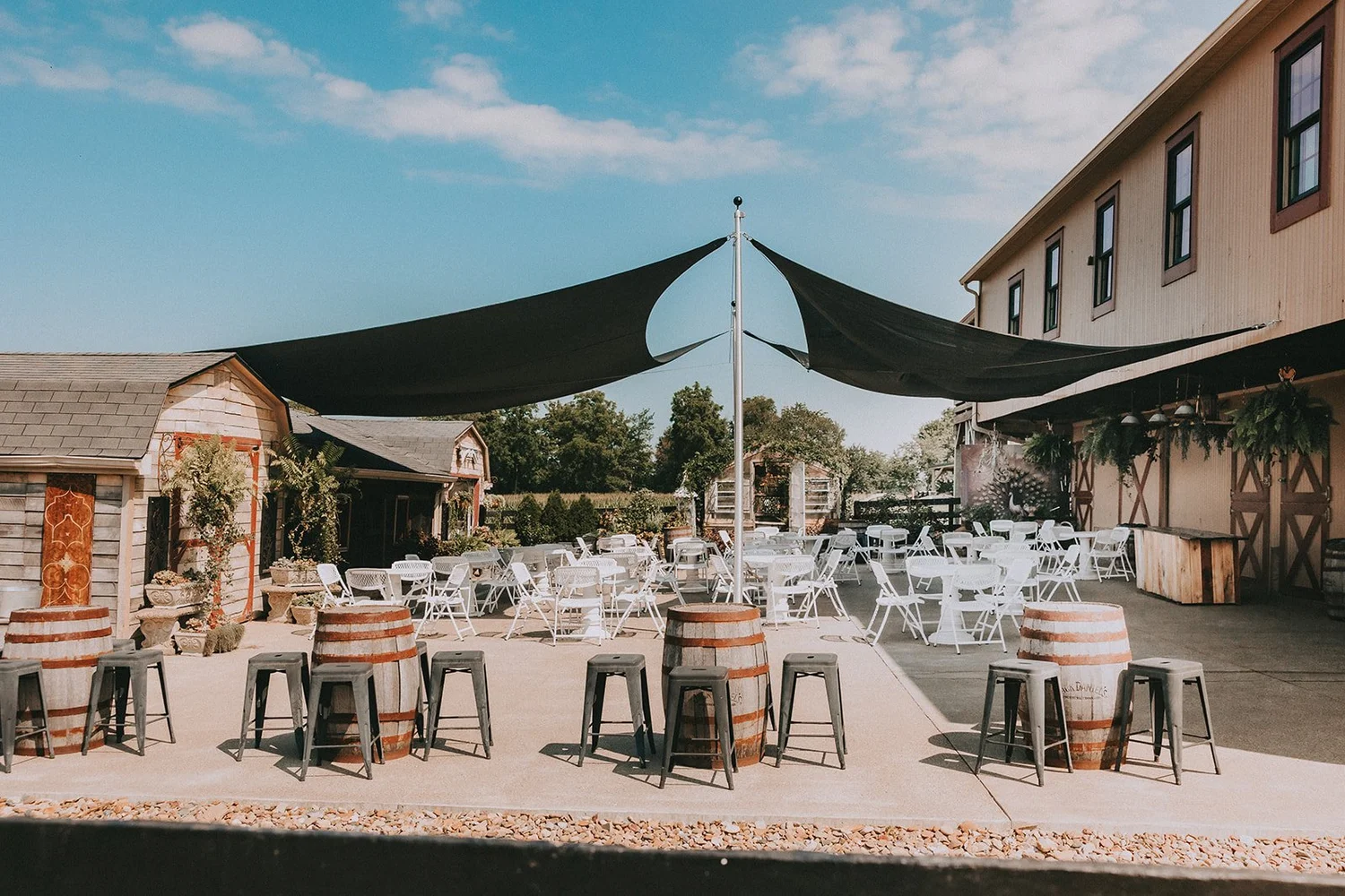 Akron, Canton, Cleveland Barn Wedding Venue | Peacock Ridge