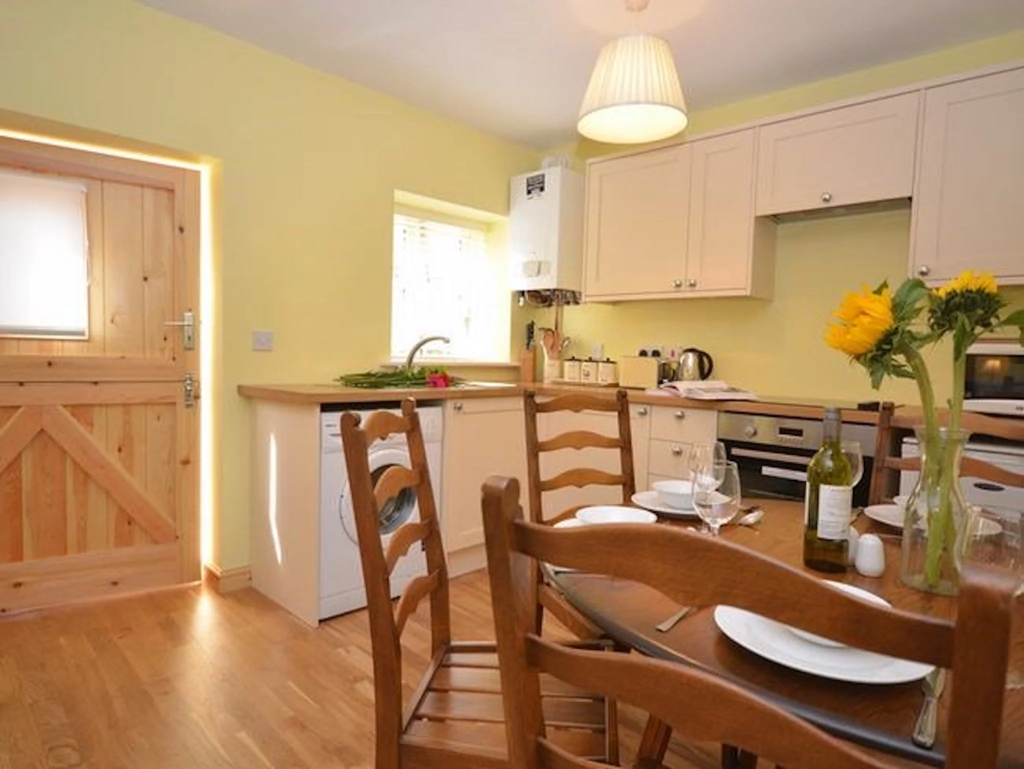 The White Lady Worstead Self Catering Accommodation — THE WHITE LADY ...