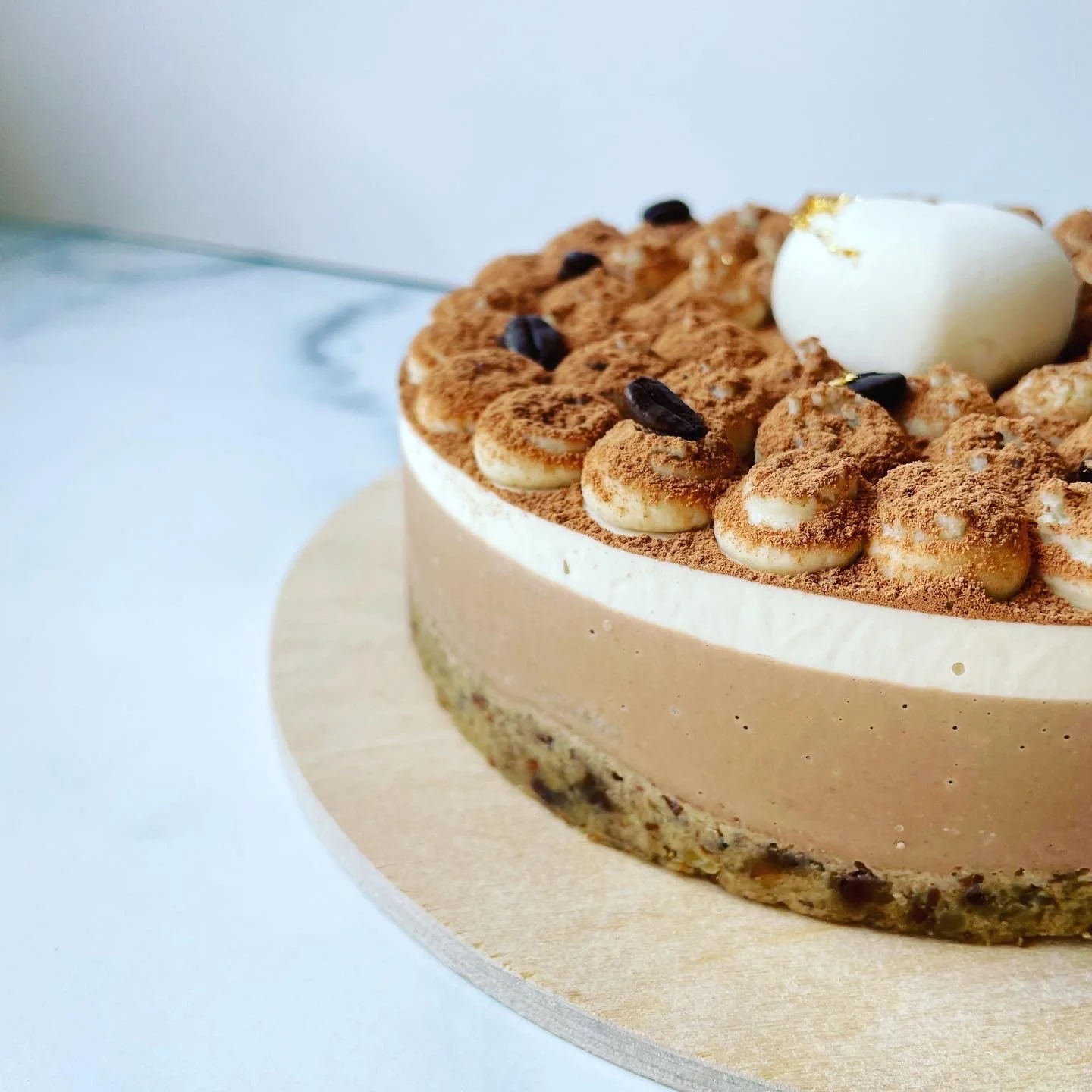 Pick-Up & Delivery — Helen's Cakes I Raw Vegan Cakes & Desserts Atelier ...