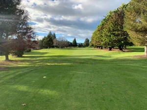 Kinloch Village Golf Club - Golf Course Kinloch