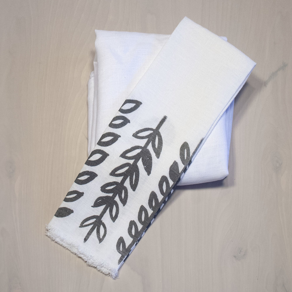 Alloro Linens — Amanda Lee