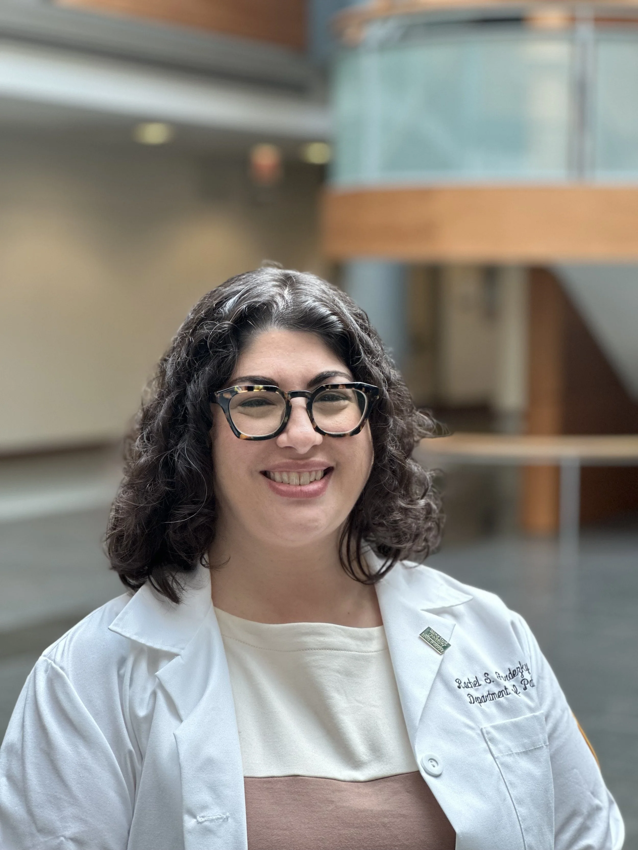 Rachel Gordezky, MD — Loyola Pathology