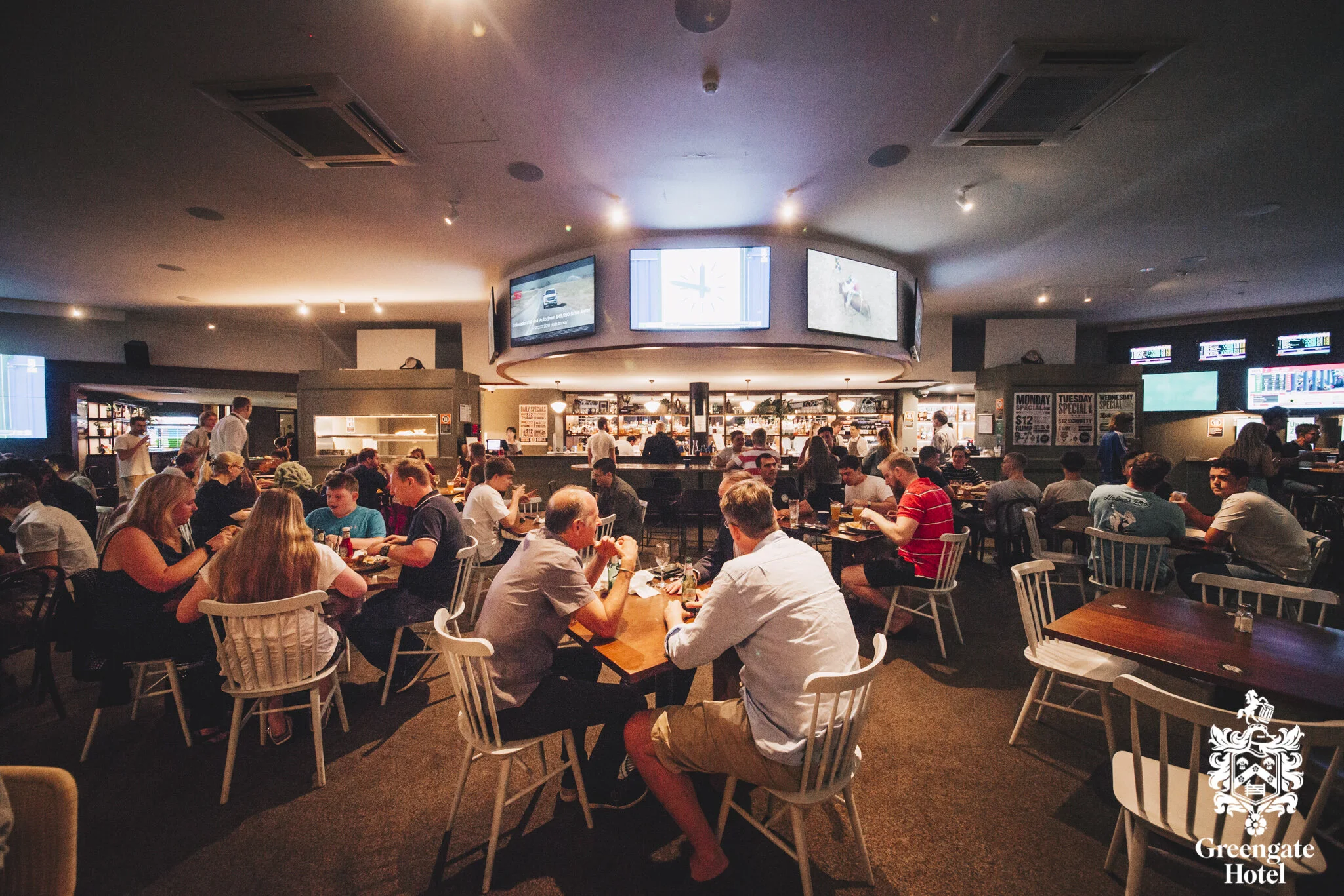 Greengate Hotel - Restaurant & Pub | North Shore | Sports & Entertainment
