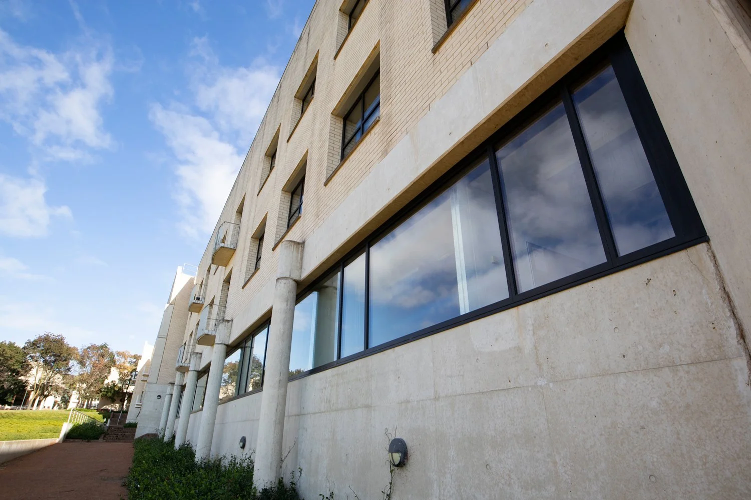 ADFA UNSW Window Replacement