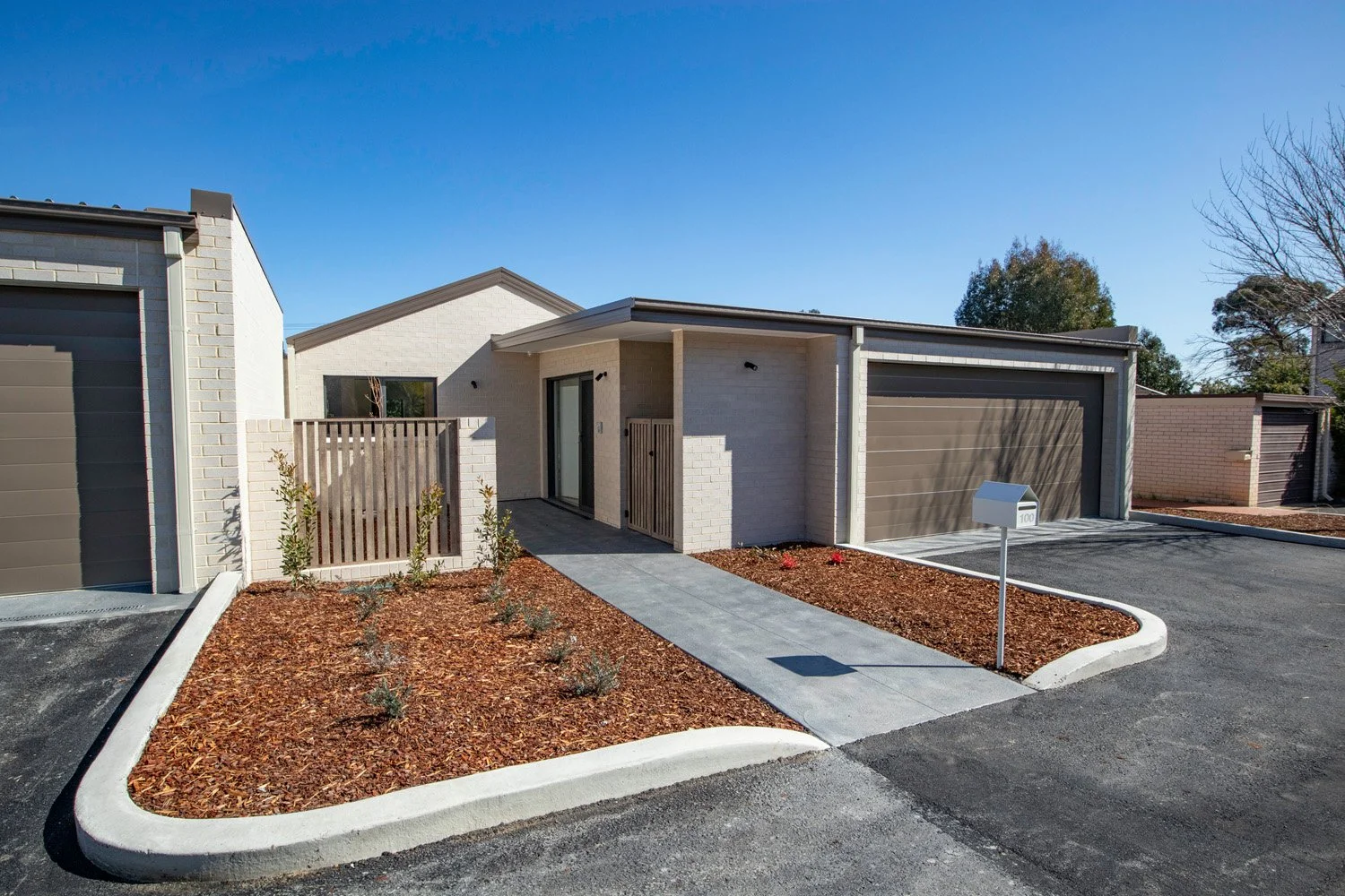 Hackett Townhouses — Monarch Building Solutions