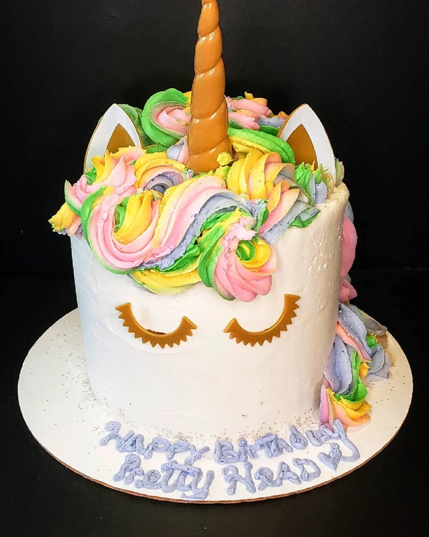 Mangia Bella: Custom Cakes and Baked Goods