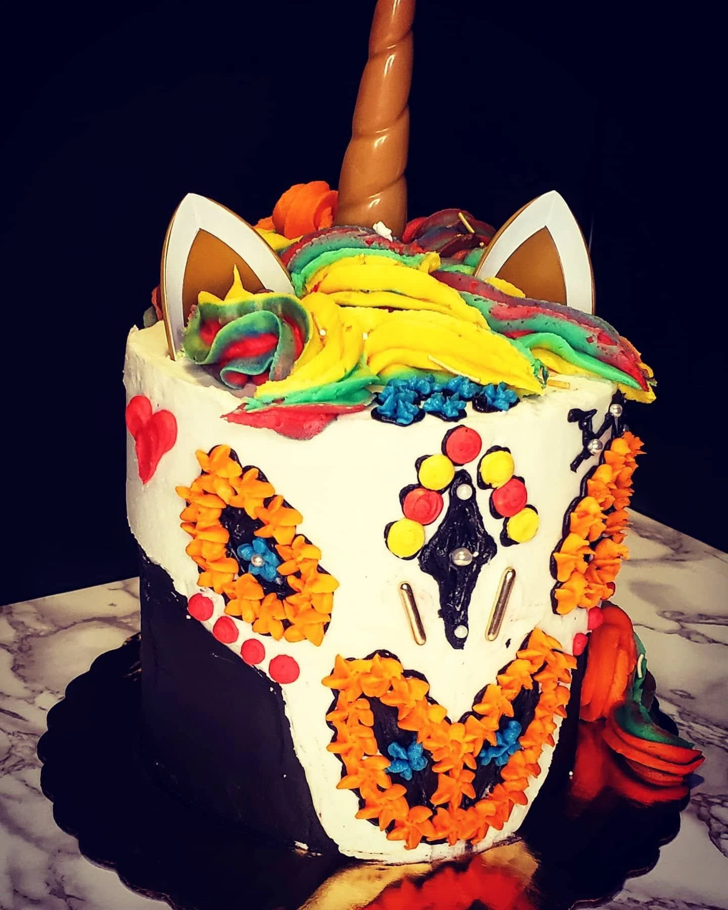 Mangia Bella: Custom Cakes and Baked Goods