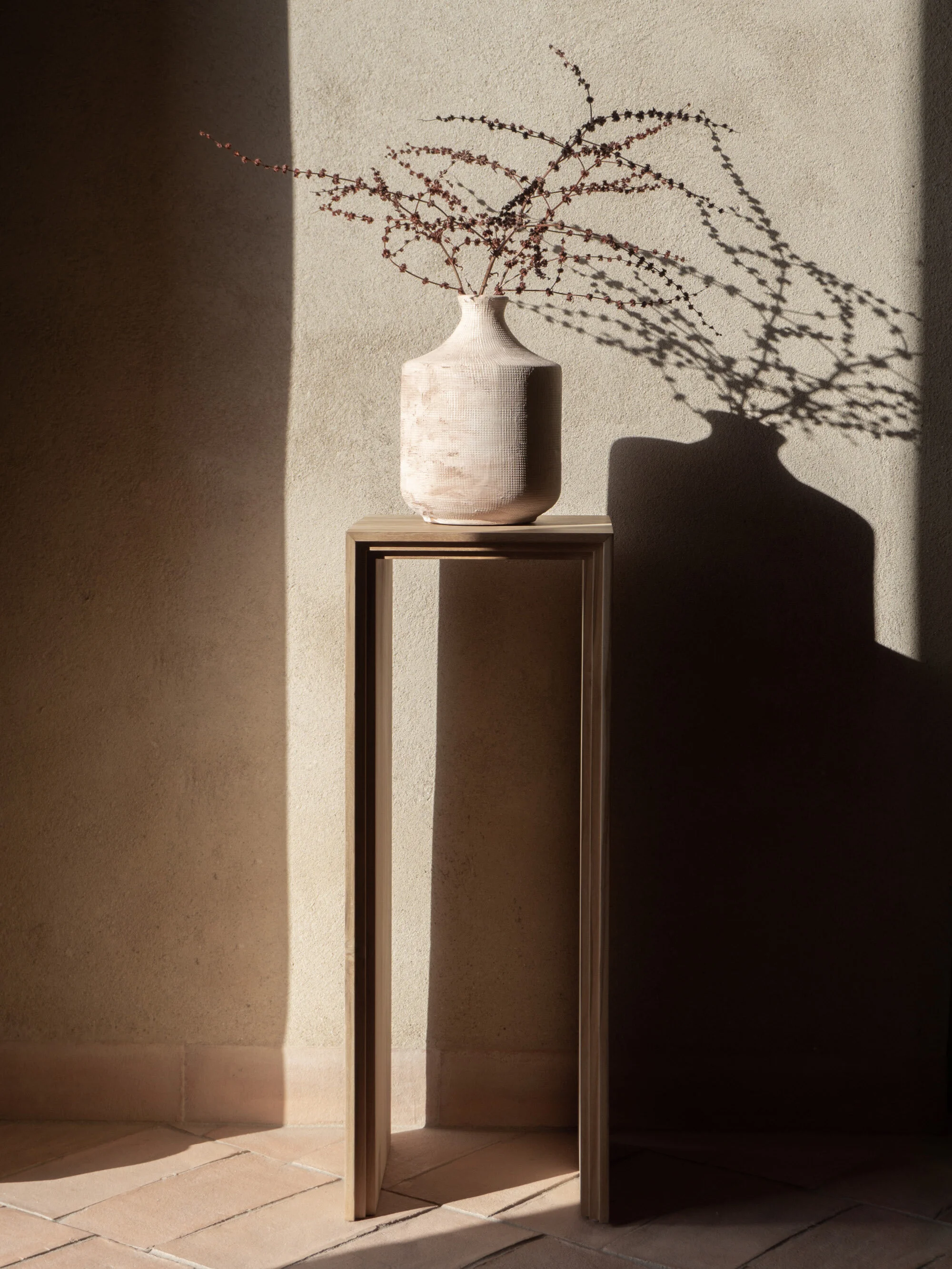 Forma Plinth Table — FORESTA