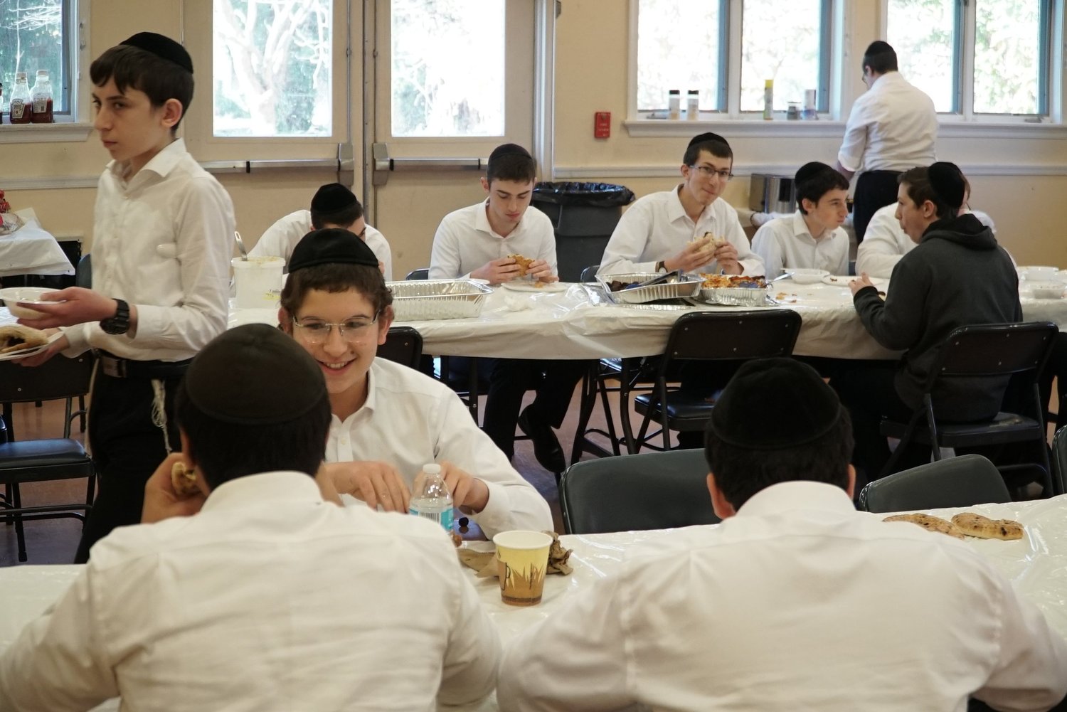 Mesivta Shaarei Chaim Video and Picture Gallery