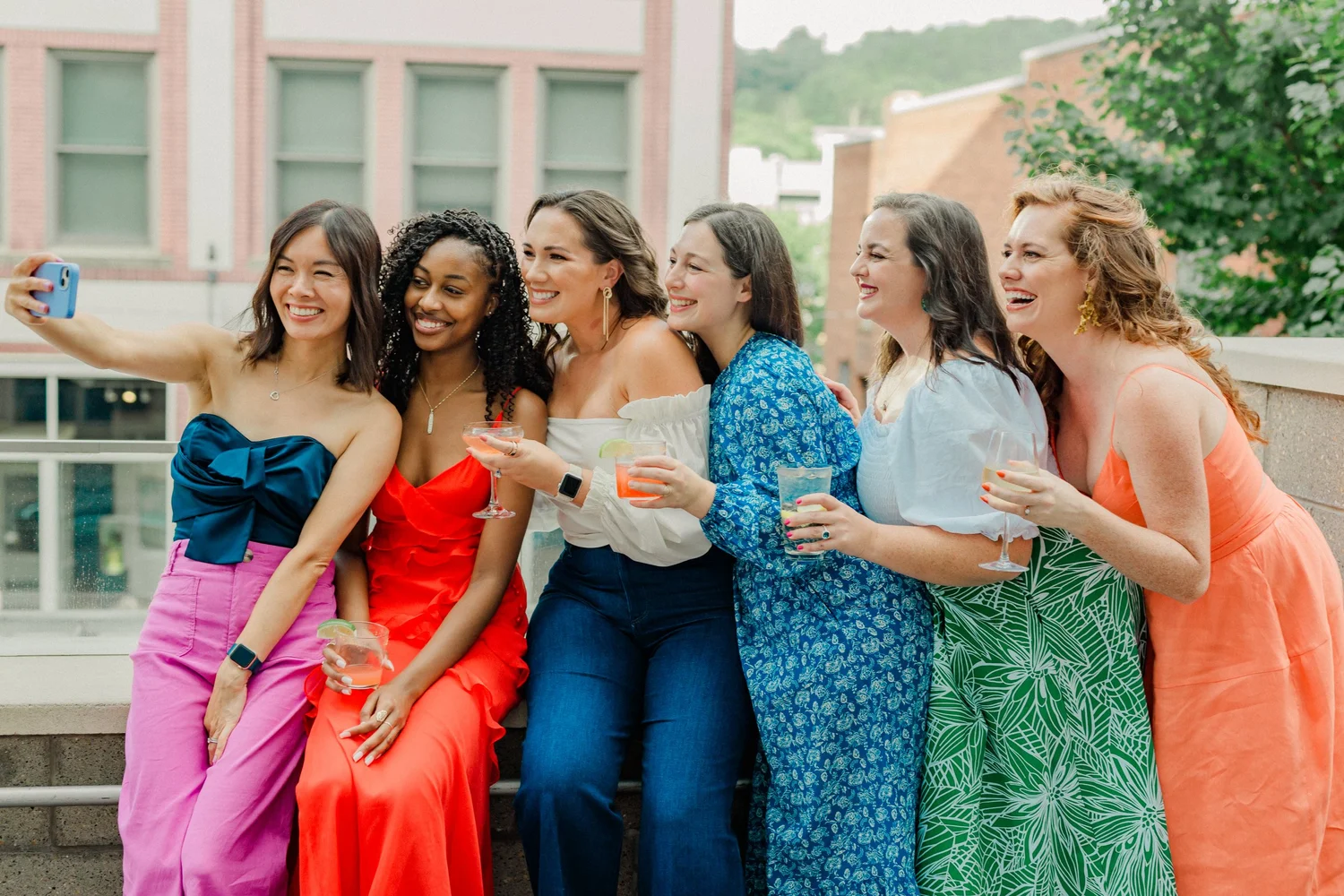 What is the best way to get my colors done? Virtual color analysis vs ...