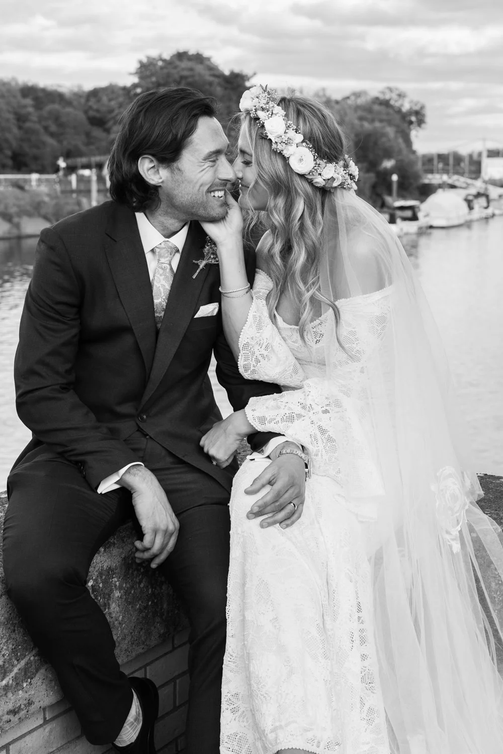 West London-based Wedding & Portrait Photographer Anna McCarthy