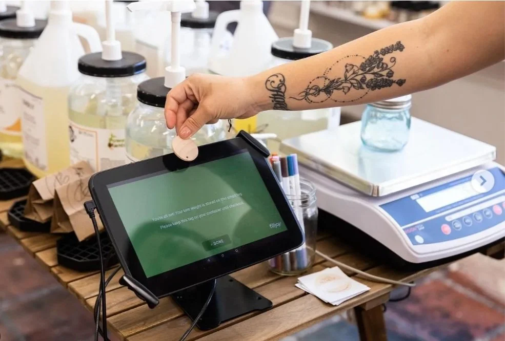 Filljoy: Smart tag RFID weighing system for zero waste refill stores